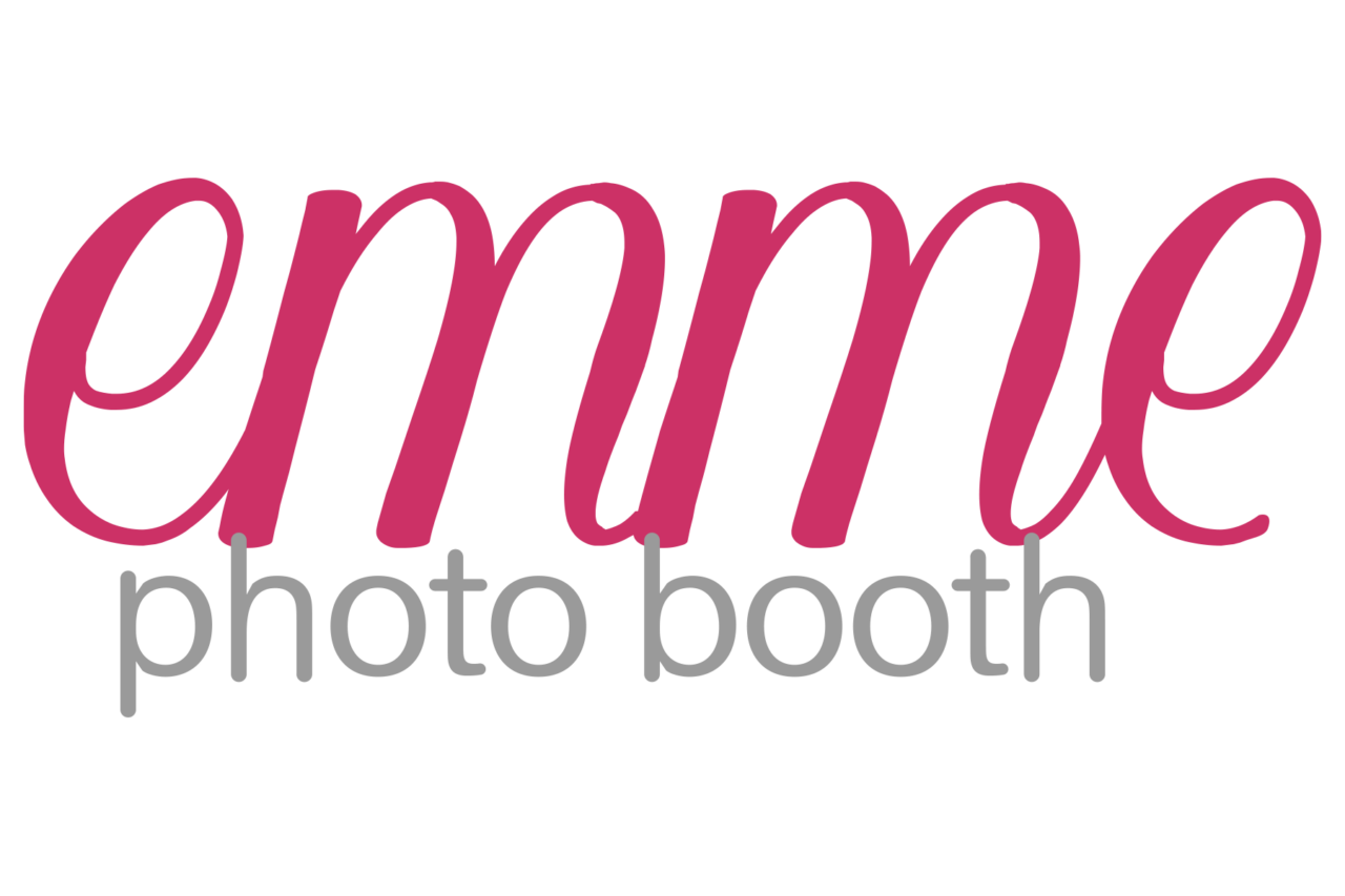 Emme Photo Booth | Elite's Magical Mirror Experience